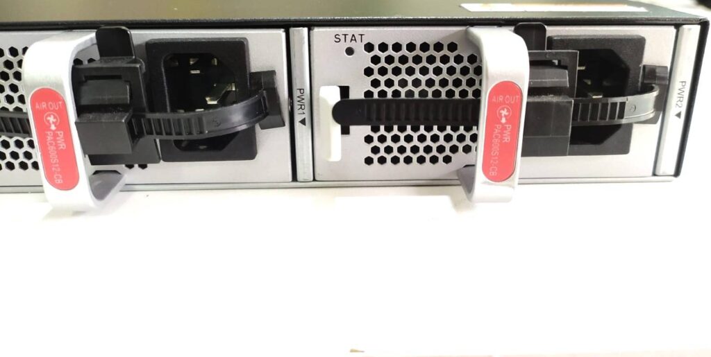 SWITCH CLOUDENGINE HUAWEI S5331-H24T4CX 24 PUERTOS - IDKMANAGER