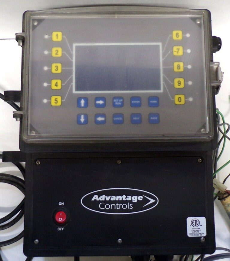 Controlador de tratamiento de agua Advantage Controls Megatron - IDKMANAGER