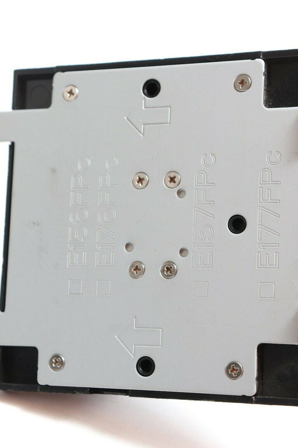 BASE SOPORTE PARA MONITOR DELL E156FPc E157FPc E176FPc E177FPc - IDKMANAGER